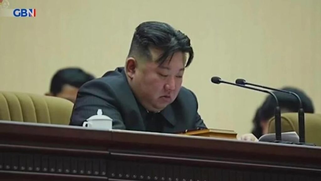 Kuzey Kore Lideri Kim Jong-un'un Kadınlara Daha Fazla Bebek Sahibi Olmalarını Söylerken Ağladığı ...