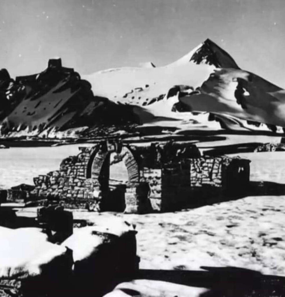 Antarktika'da Robert Scott ve Amiral Byrd Tarafından Kaydedildiği ...