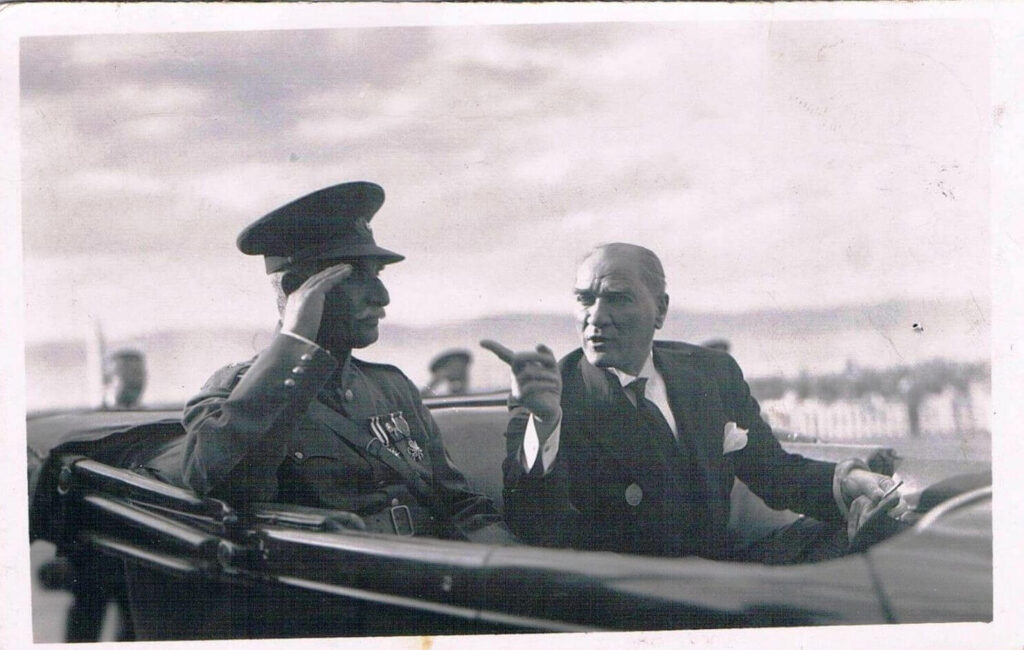 Atatürk'ün Hitler İçin Söylediği İleri Sürülen "Bir Onbaşı Beni ...