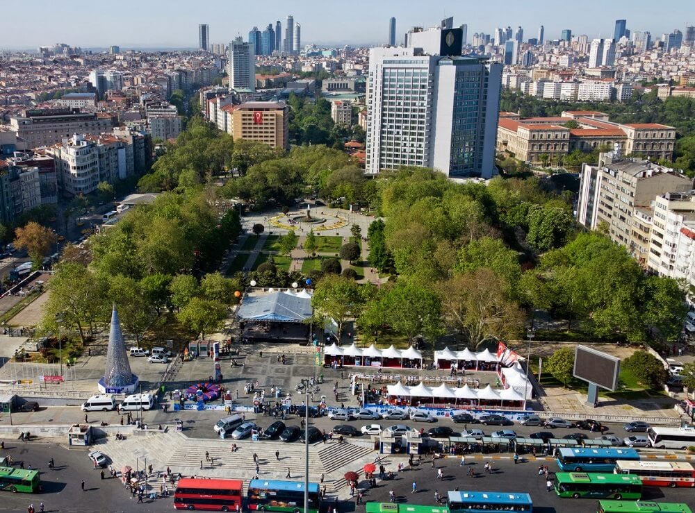 Rasim Ozan Kütahyalı ve Taksim Gezi Parkı Hakkında Yanlışlar - Malumatfuruş Rasim Ozan Kütahyalı ve Taksim Gezi Parkı Hakkında Yanlışlar - Malumatfuruş
