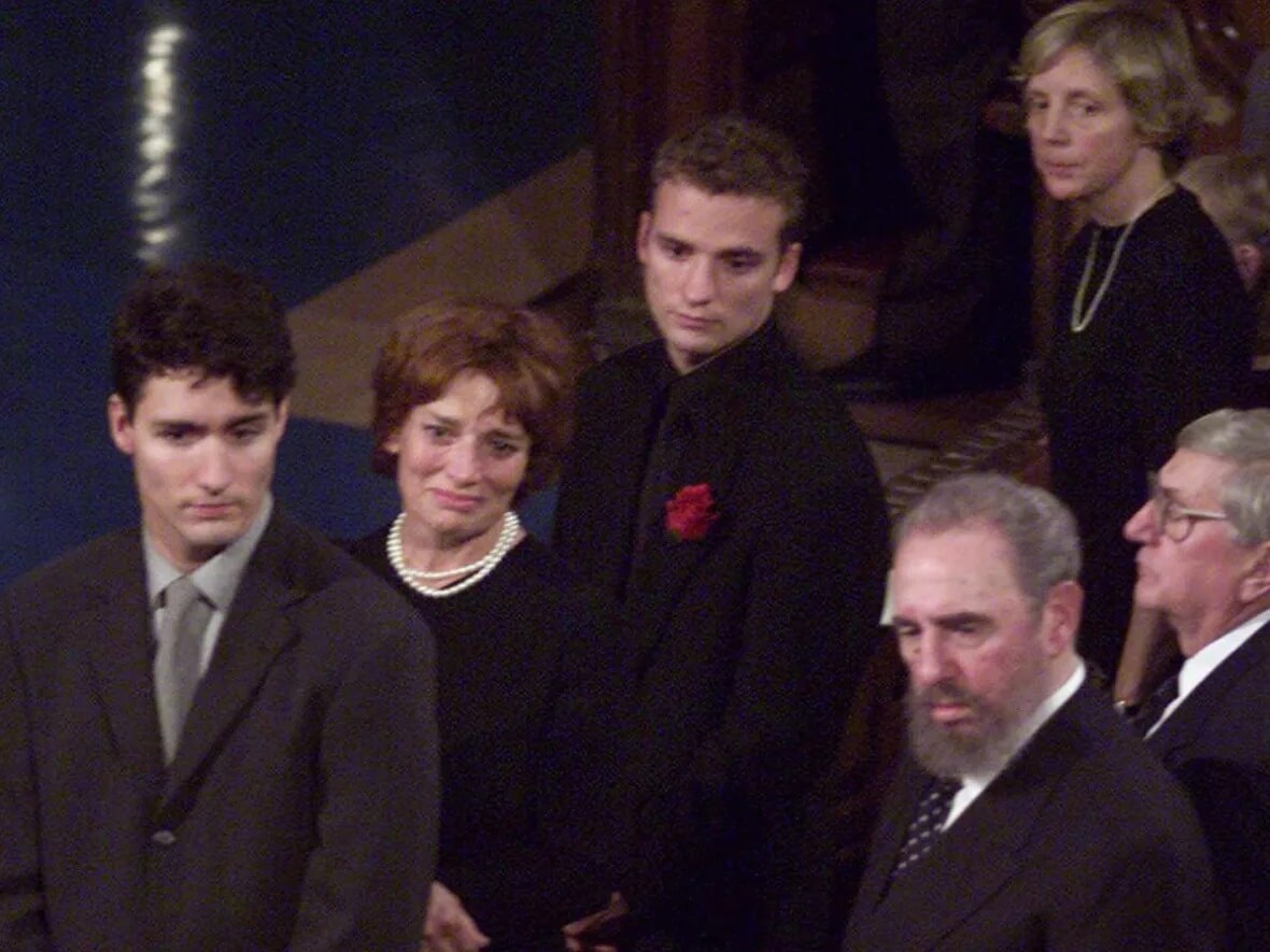Fidel Castro'nun Tuttuğu Bebeğin Kanada Başbakanı Justin Trudeau Olduğu ...